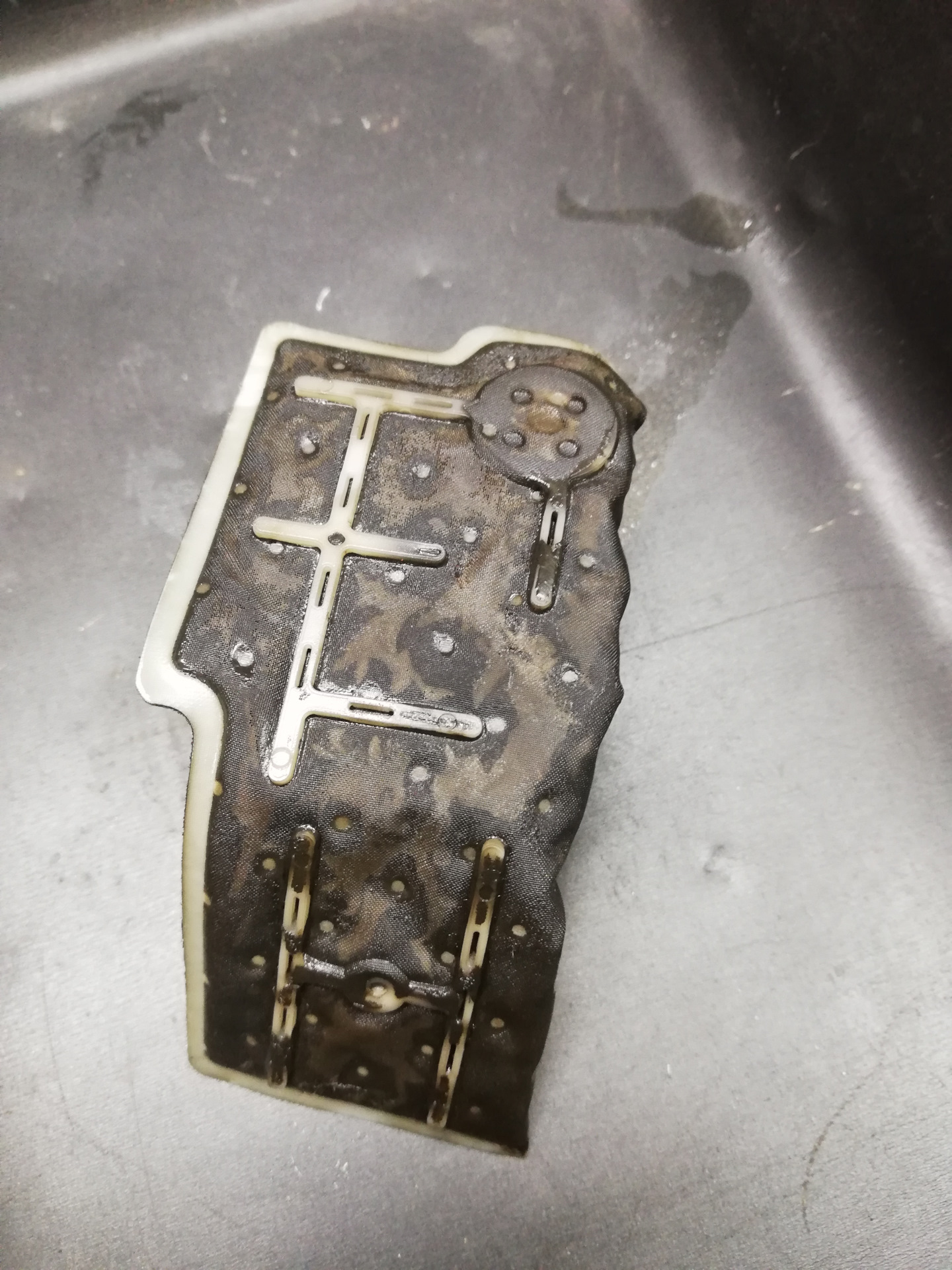 Заменил модуль бензонасоса в сборе. — Opel Antara, 3 л, 2013 года ...