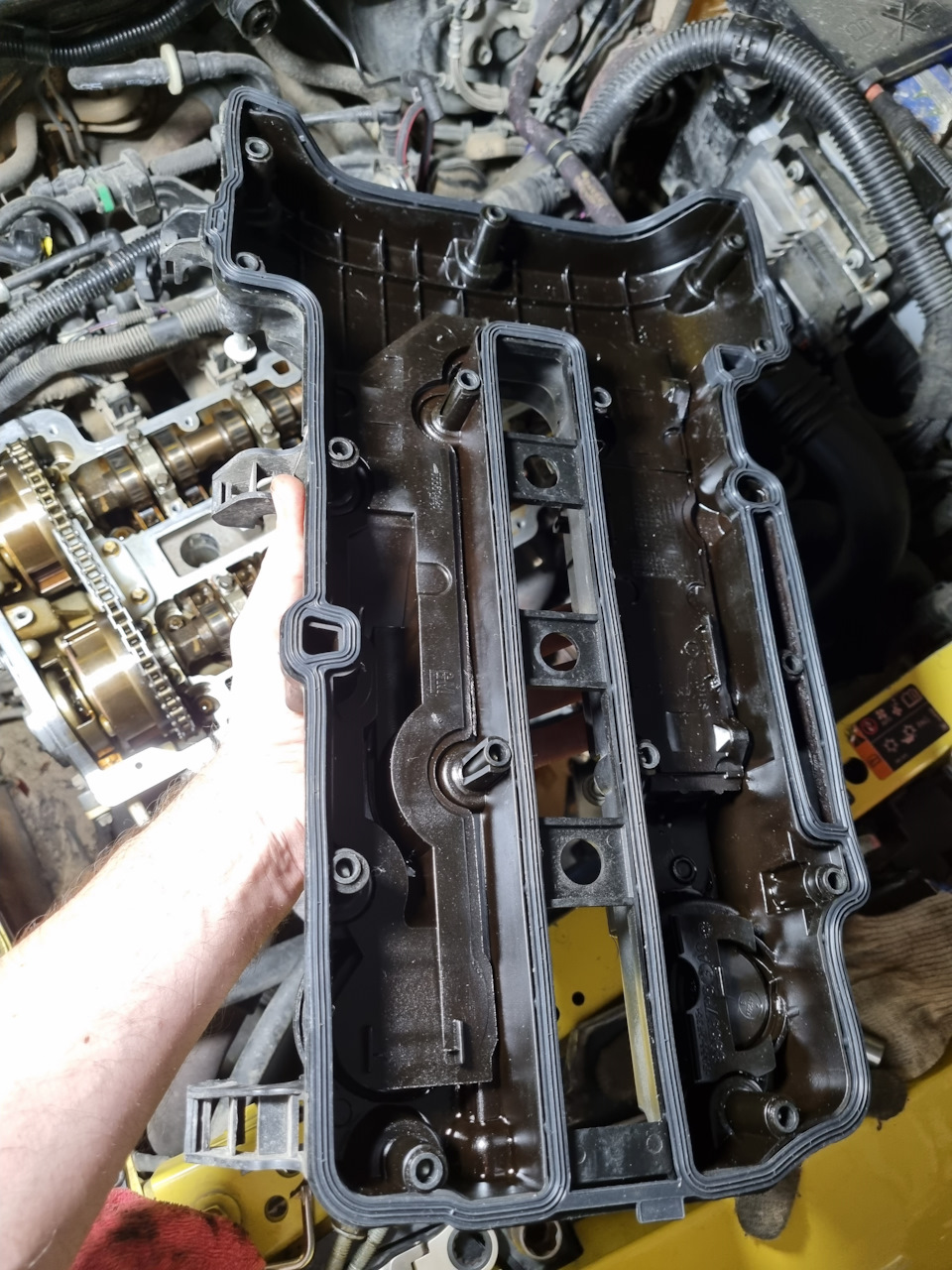 Замена прокладки передней крышки двигателя A14NET — Opel Astra J GTC, 1 ...