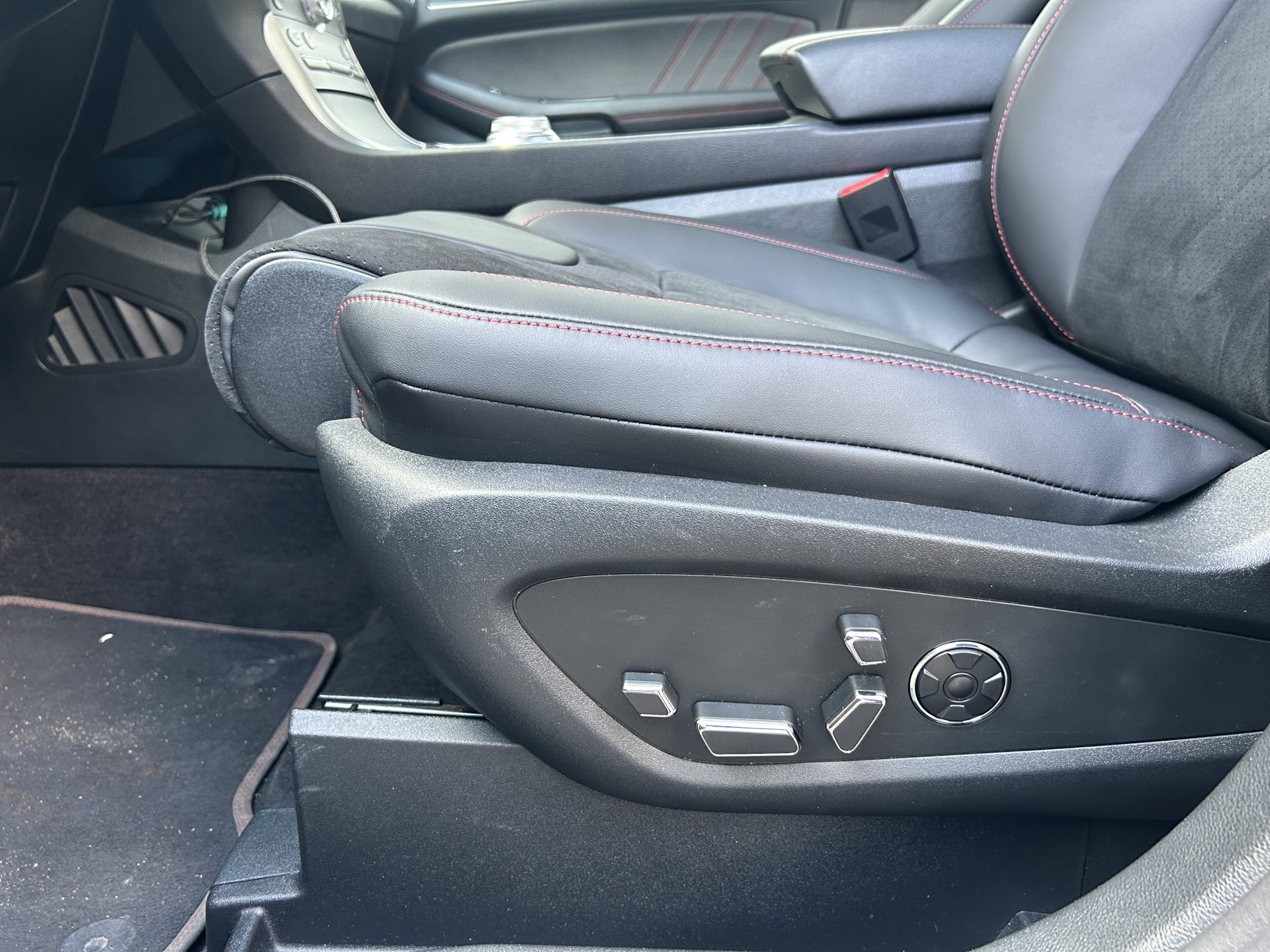 22-Way Seats очередное вживление от Lincoln — Ford Edge (2G), 2 л, 2020 ...