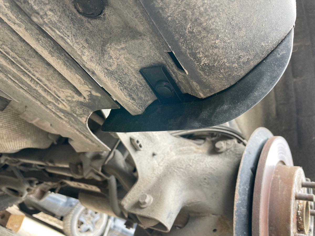 S02E06 Дефлекторы задних колес — Ford Focus Wagon III, 1,6 л, 2014 года ...