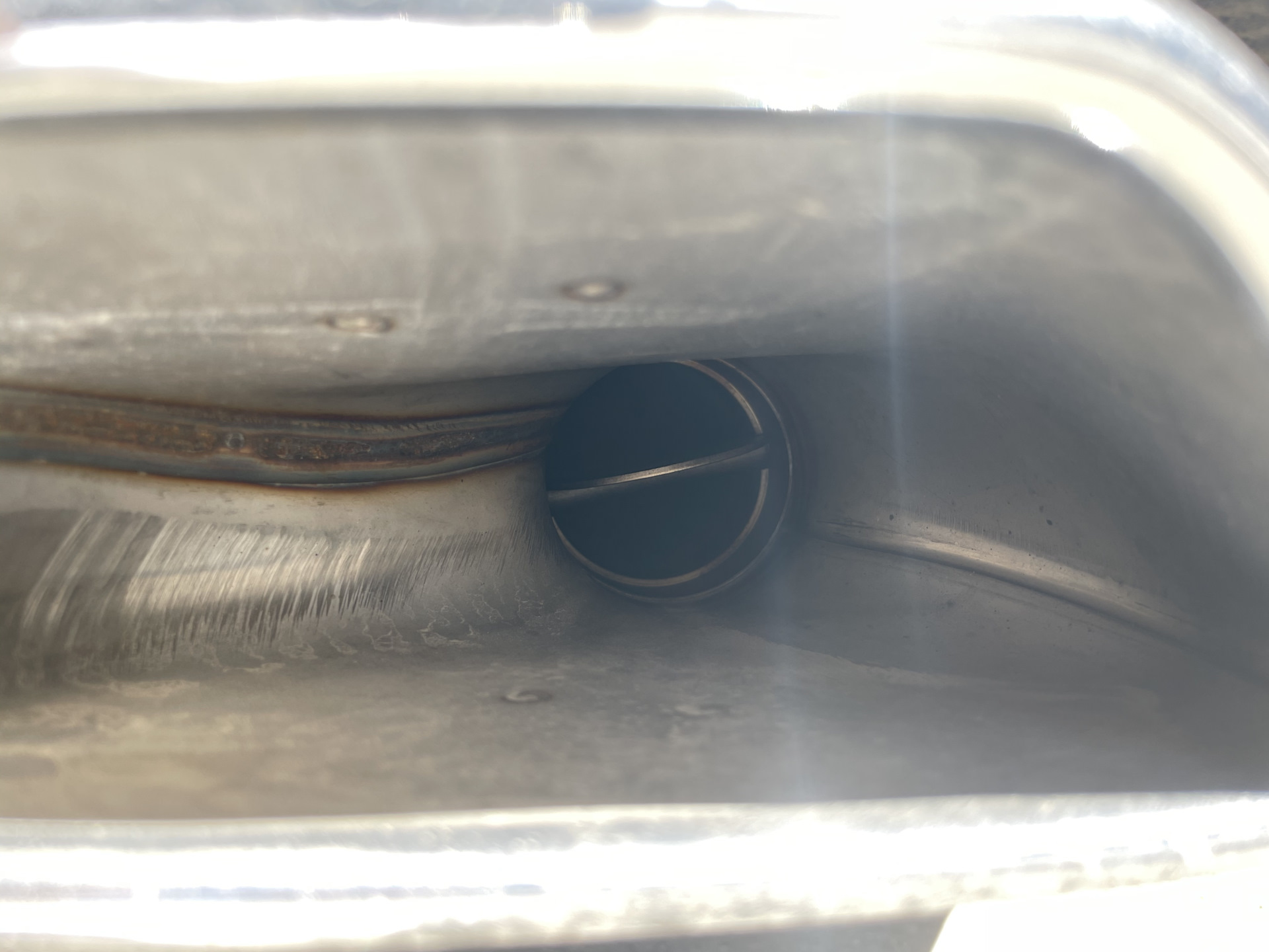 Заслонка выхлопа — BMW 5 series (G30), 2 л, 2021 года | своими руками ...