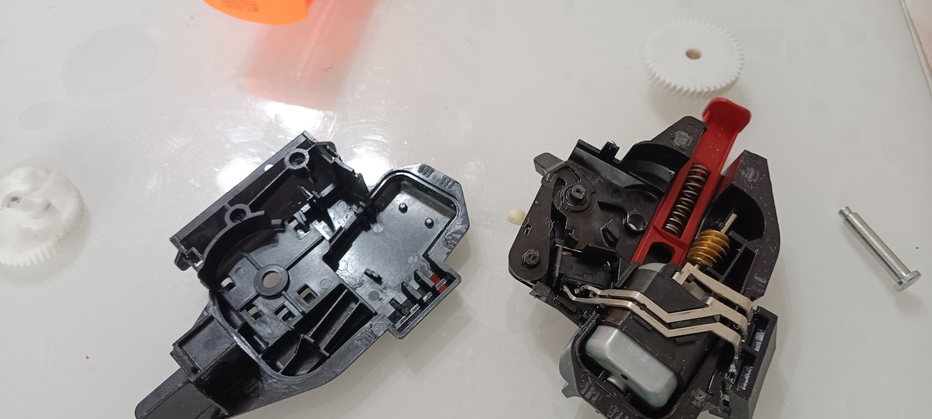 Ремонт замка багажника ПОЛО СЕДАН — Volkswagen Polo Sedan GT, 1,4 л ...