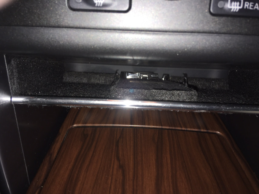 Доработка полочки для телефона — Nissan Teana (J32), 2,5 л, 2012 года ...