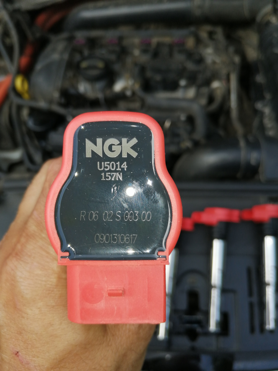 Катушки — Volkswagen Tiguan (1G), 2 л, 2013 года | запчасти | DRIVE2