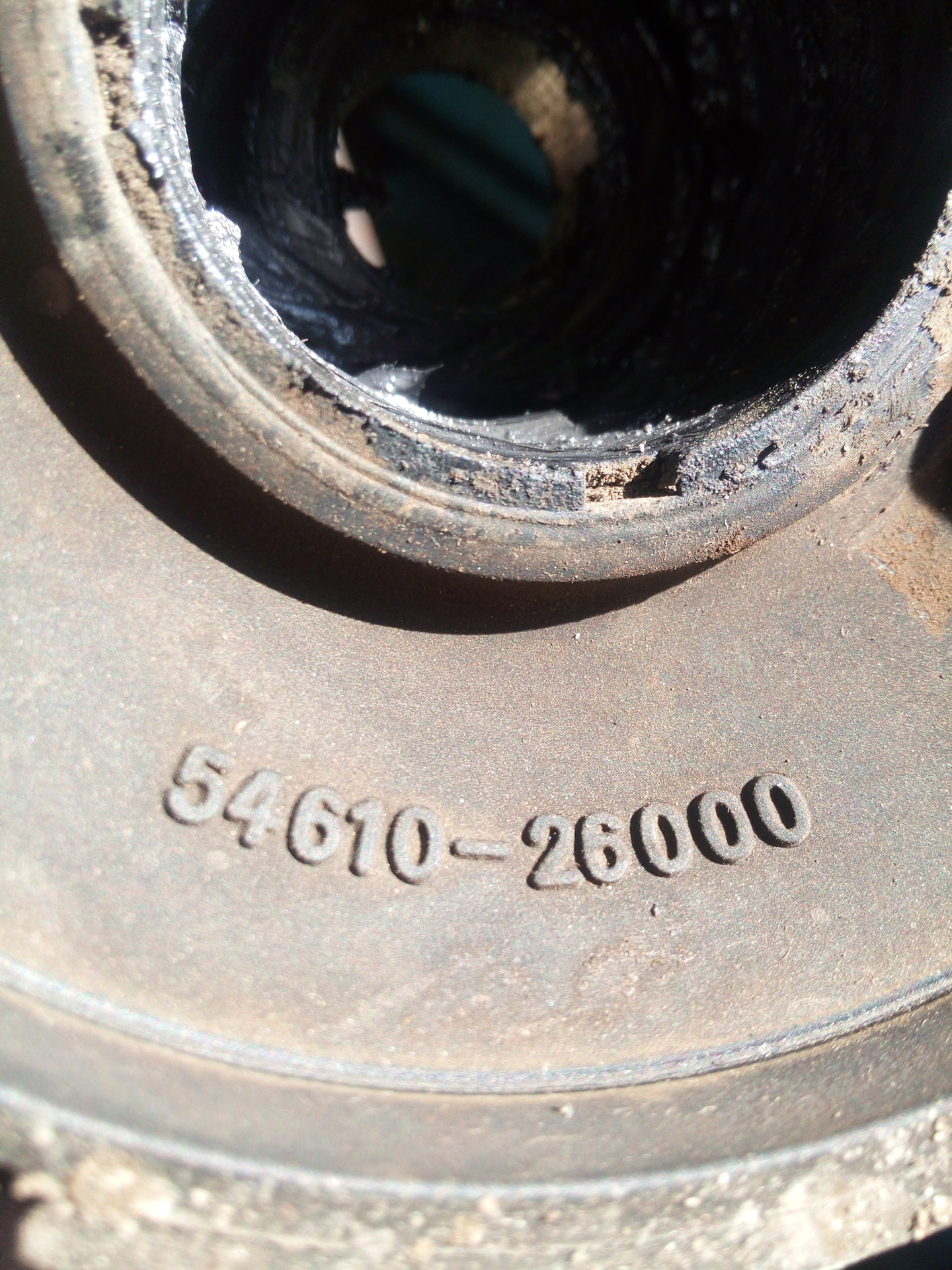 Замена передних стоек и опор — Hyundai Santa Fe (1G), 2,4 л, 2002 года ...