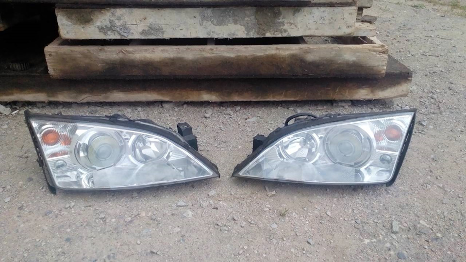 Фары с линзами и заводским ксеноном для Форд Мондео 3 — Ford Mondeo III ...
