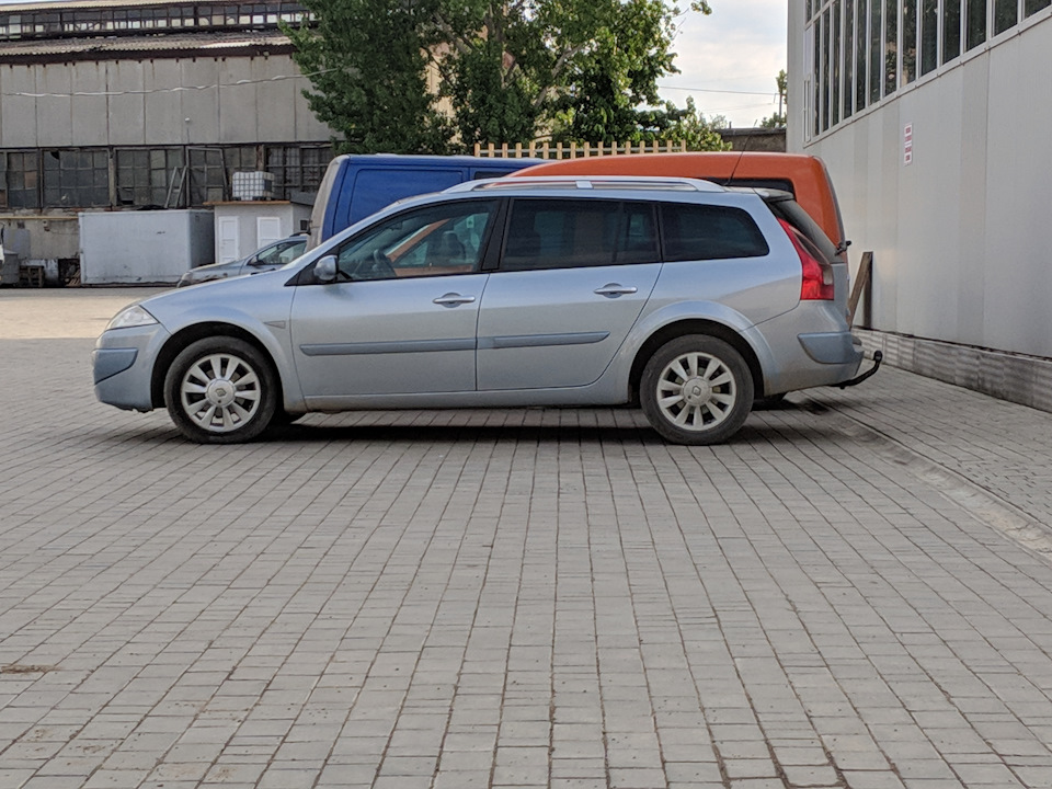 Задние сайлентблоки балки и крепления глушителя Меган 3 — Renault ...