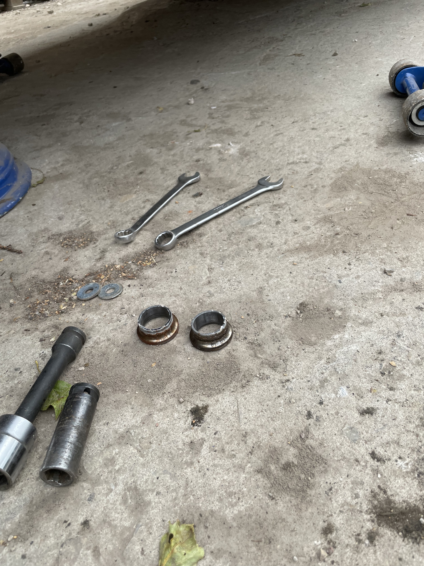 Поменял ступичные подшипники — ИЖ 27175, 1,6 л, 2012 года | другое | DRIVE2