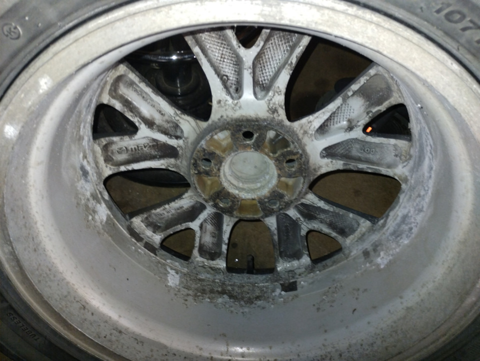 Подкраска дисков — Mazda CX-7, 2,3 л, 2008 года | колёсные диски | DRIVE2