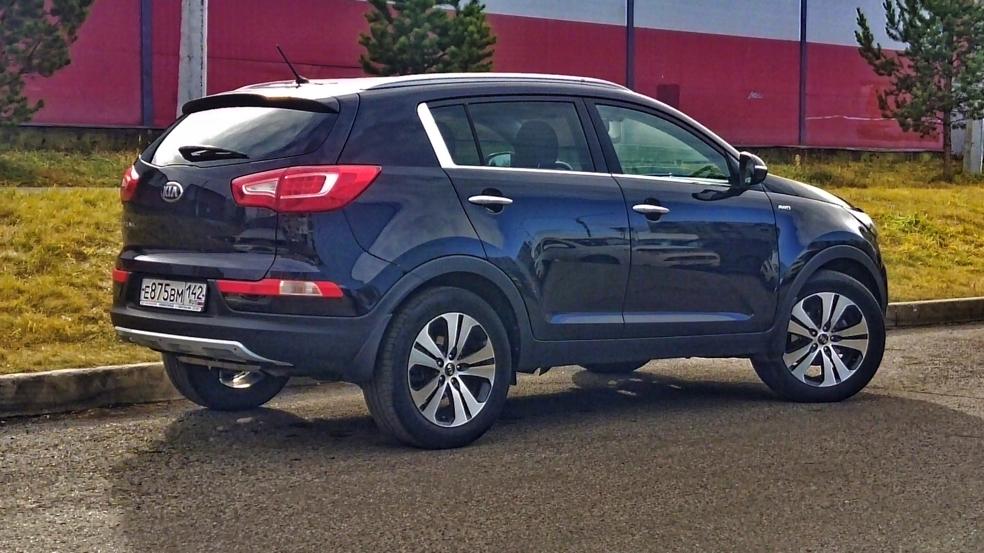 KIA Sportage (3G) 2.0 бензиновый 2012 | Чёрный на DRIVE2