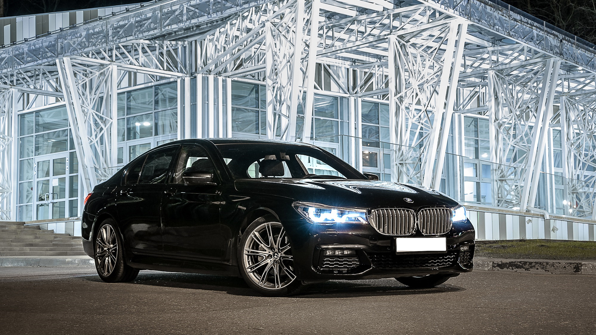 BMW 7 series (G11/G12) 2.0 бензиновый 2017 | 720i =)) на DRIVE2