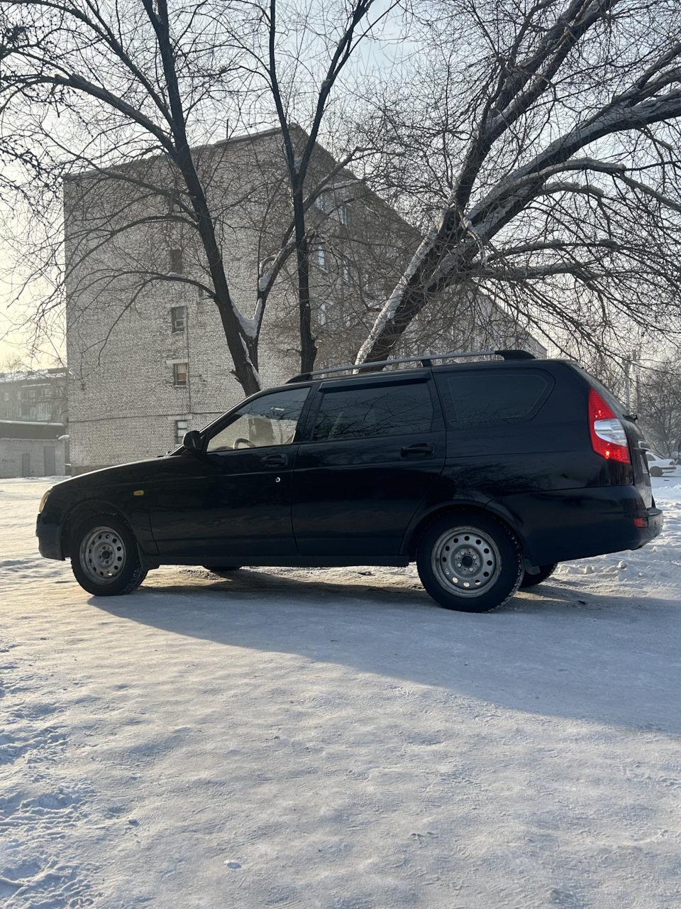 Снял дедовский колпаки и покрасил штампы в болотный цвет — Lada Приора ...