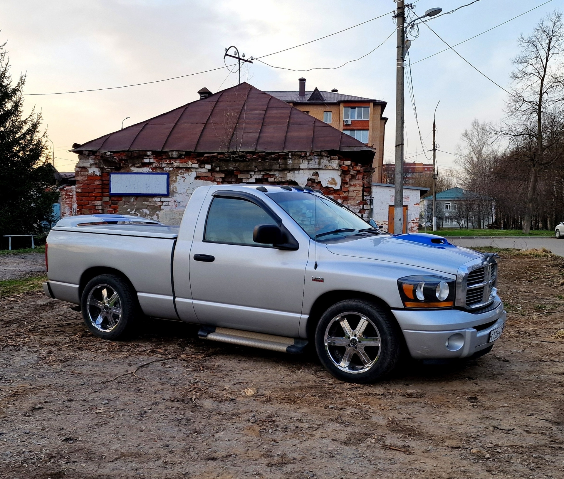 Slammed RAM — Dodge Ram, 5,7 л, 2006 года | тюнинг | DRIVE2