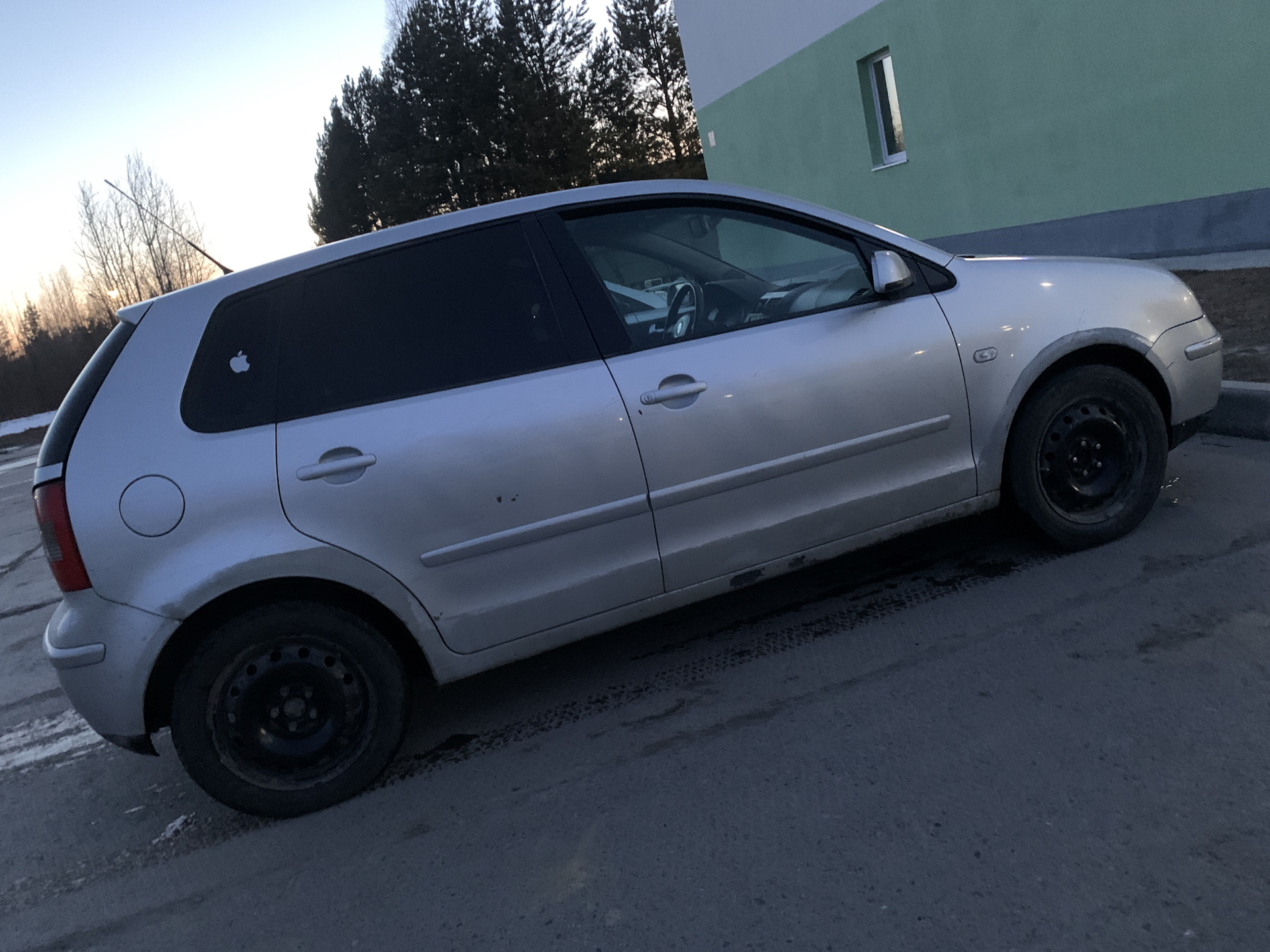 Сняли ₽17 поставили р15 штампы — Volkswagen Polo Hatchback Mk4, 1,6 л ...