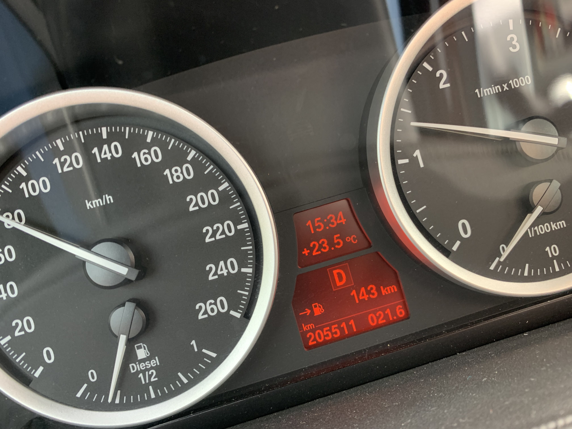 Замена подшипника передней левой ступицы — BMW X6 (E71/E72), 3 л, 2009 ...