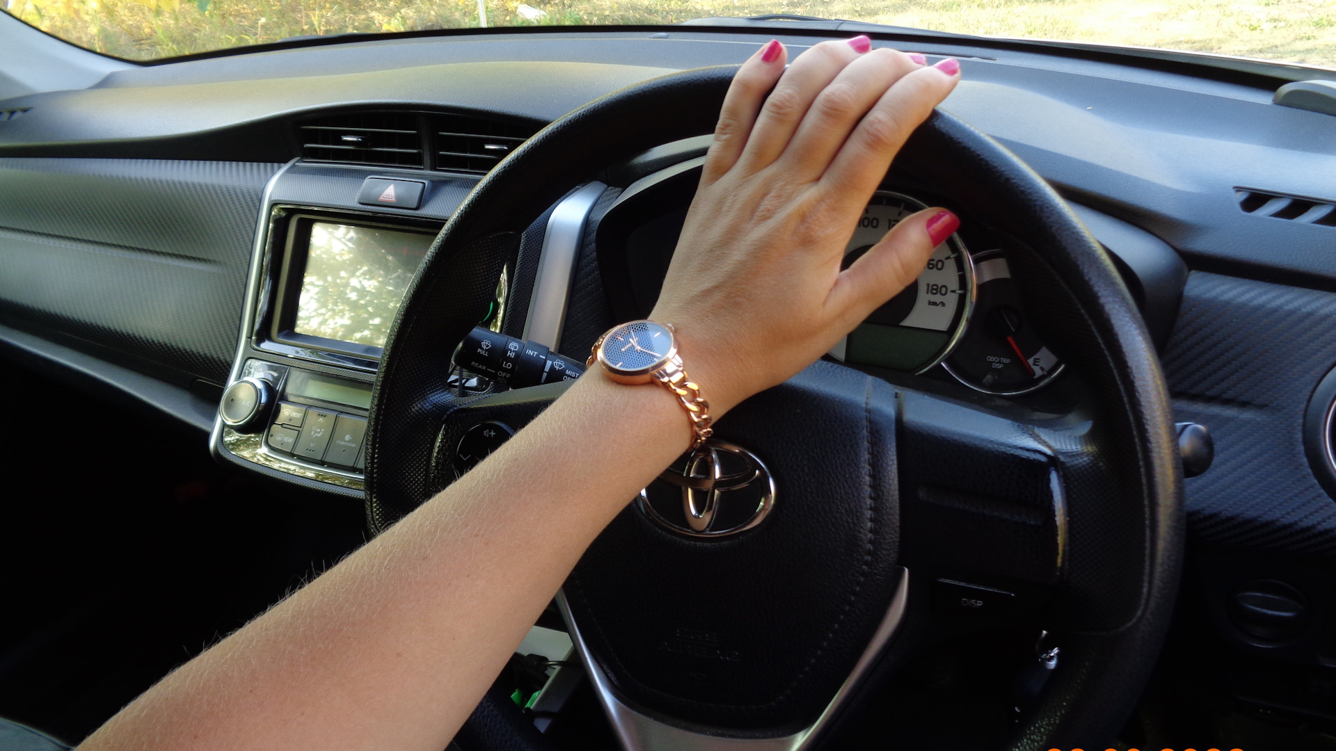 Toyota Corolla Fielder (E160) 1.5 бензиновый 2014 | G AERO TOURER на DRIVE2