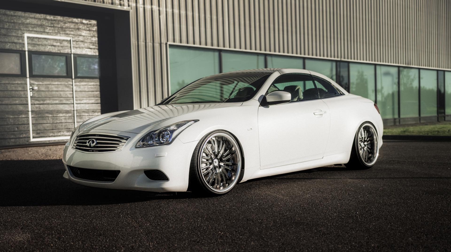 Предел повседнева. — Infiniti G37 Convertible, 3,7 л, 2010 года ...