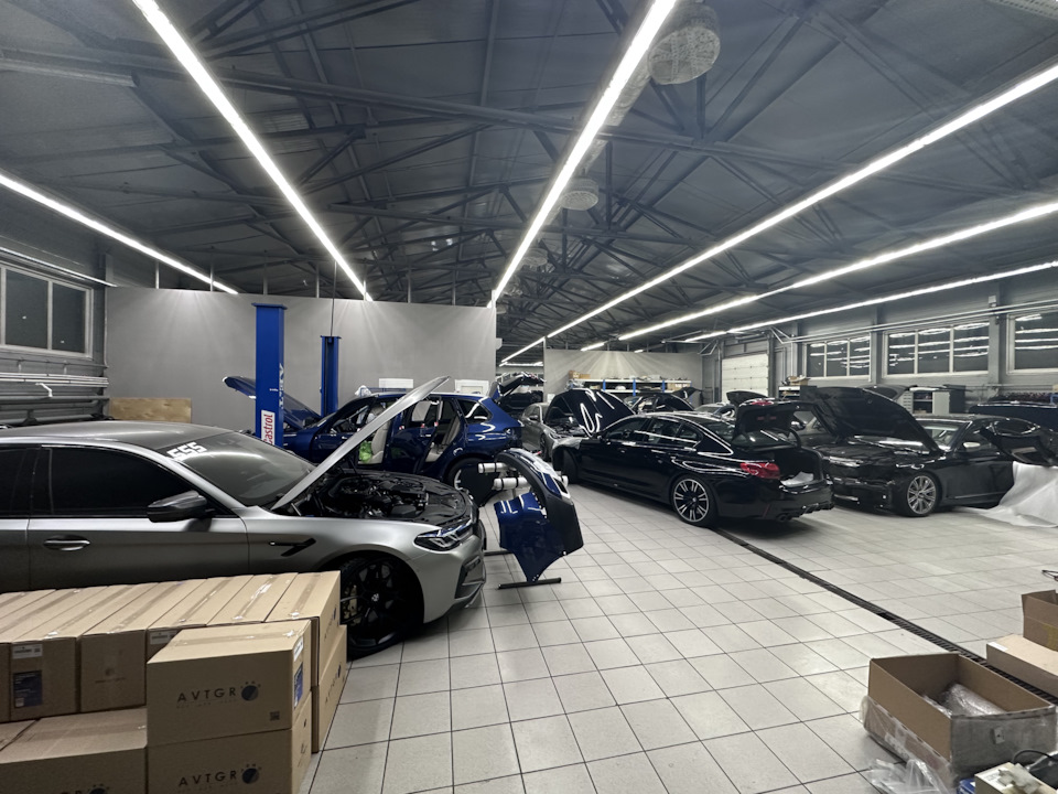 Кривое зеркало 🤪 Замена зеркального элемента Made in USA — BMW X4 M ...