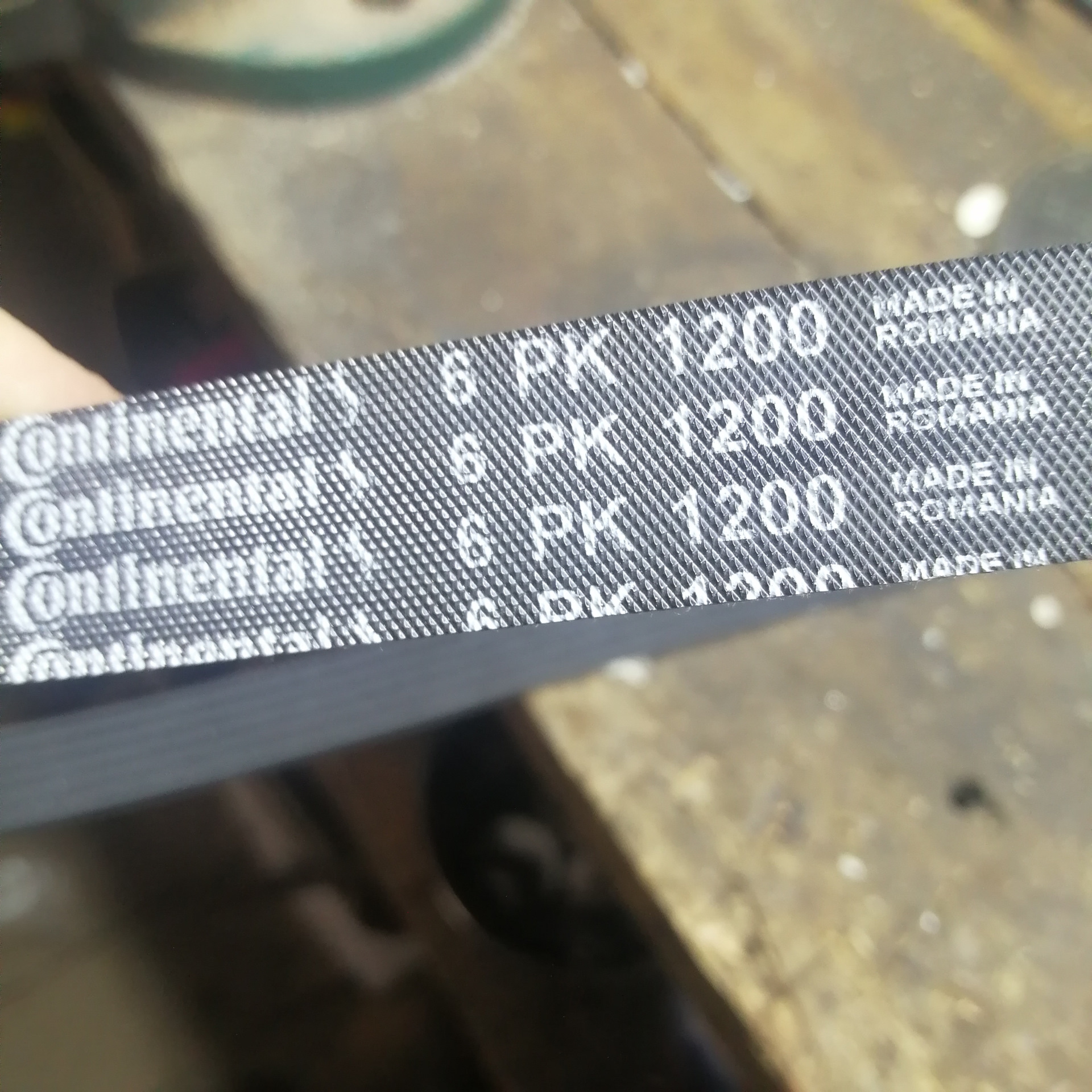 Ремень поликлиновый ContiTech 6PK1200 — Renault Megane II, 1,6 л, 2008 ...