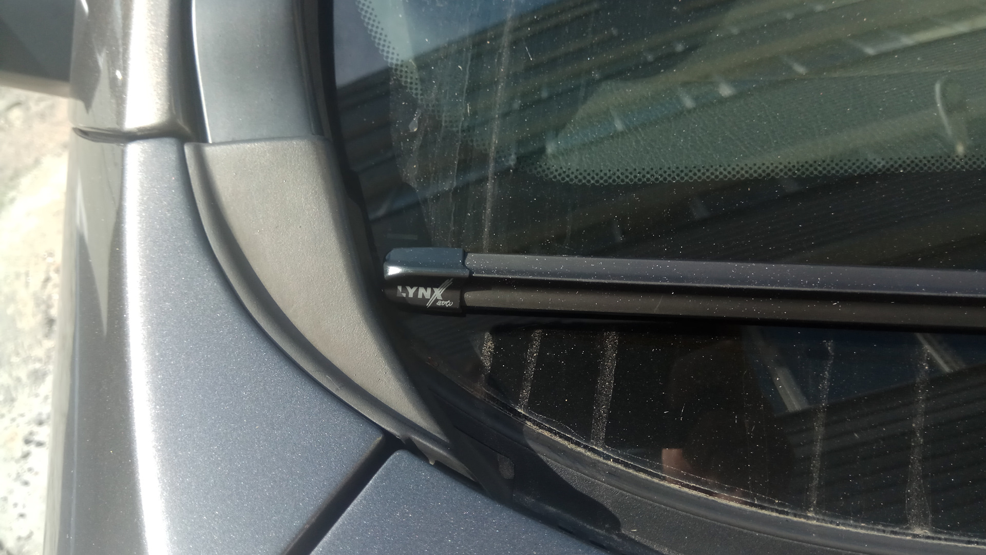 Замена щеток стеклоочистителей. + По мелочам ч.1 — KIA Sorento (2G), 2 ...