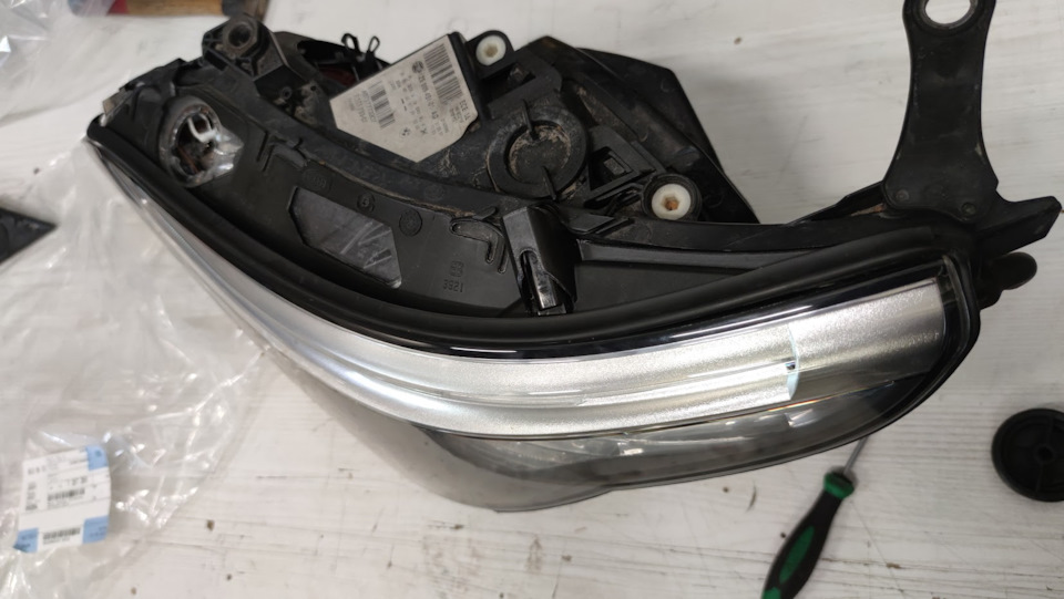 E61 Фары в порядок. Полировка и Лак. — BMW 5 series Touring (E61), 3 л ...