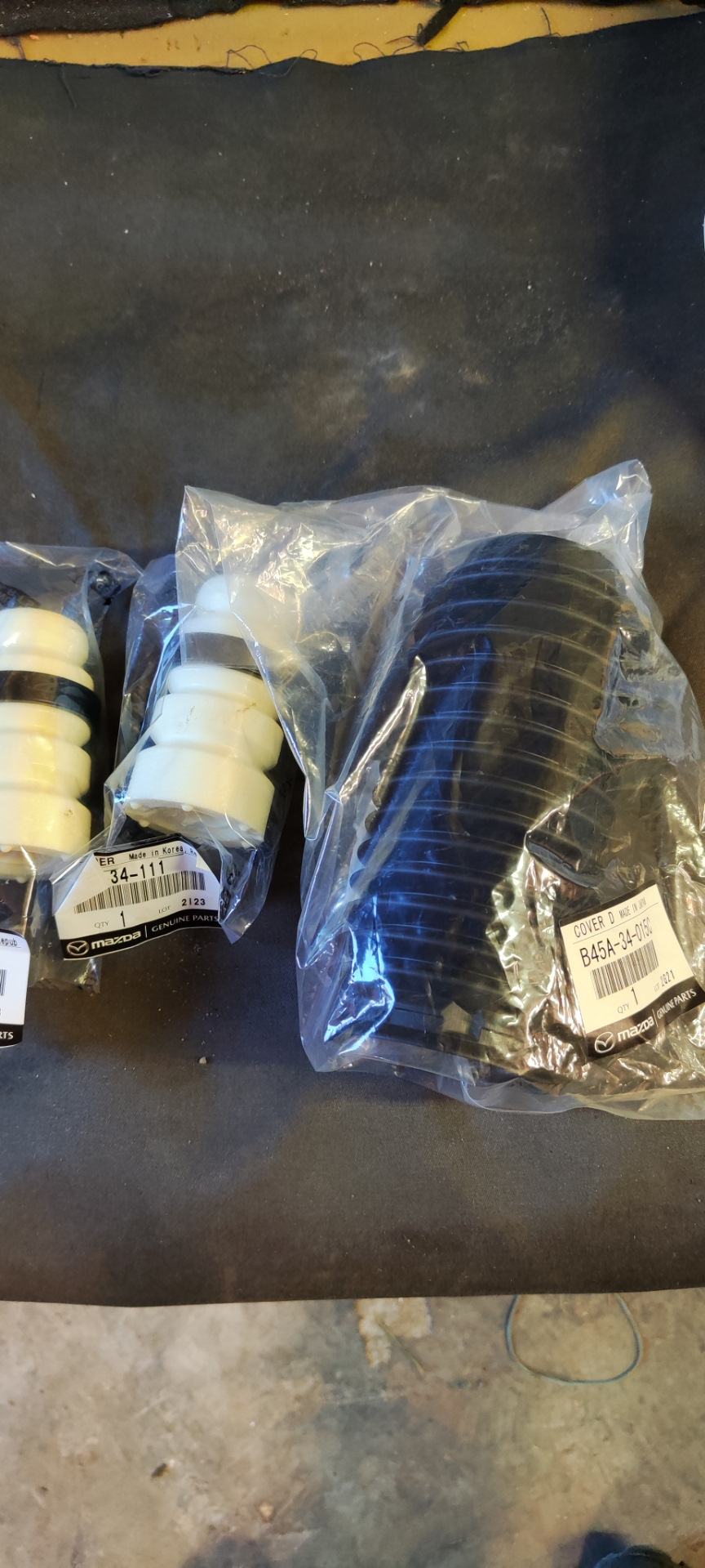 Замена пыльников передних стоек — Mazda CX-5 (1G), 2 л, 2016 года ...