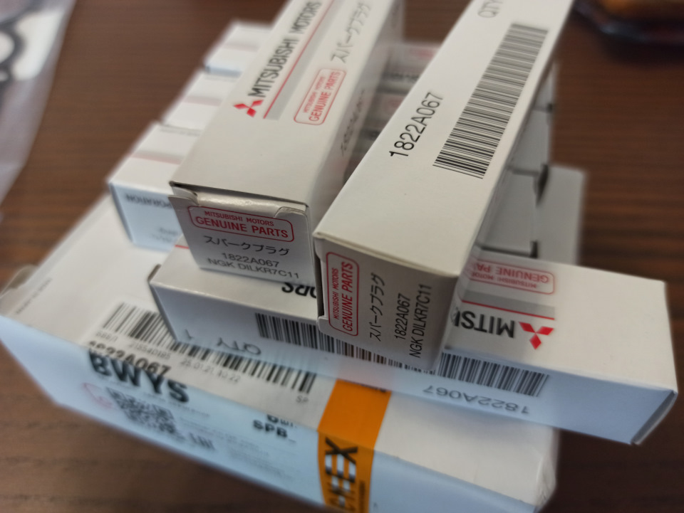 1822A067 Свеча зажигания Mitsubishi | Запчасти на DRIVE2