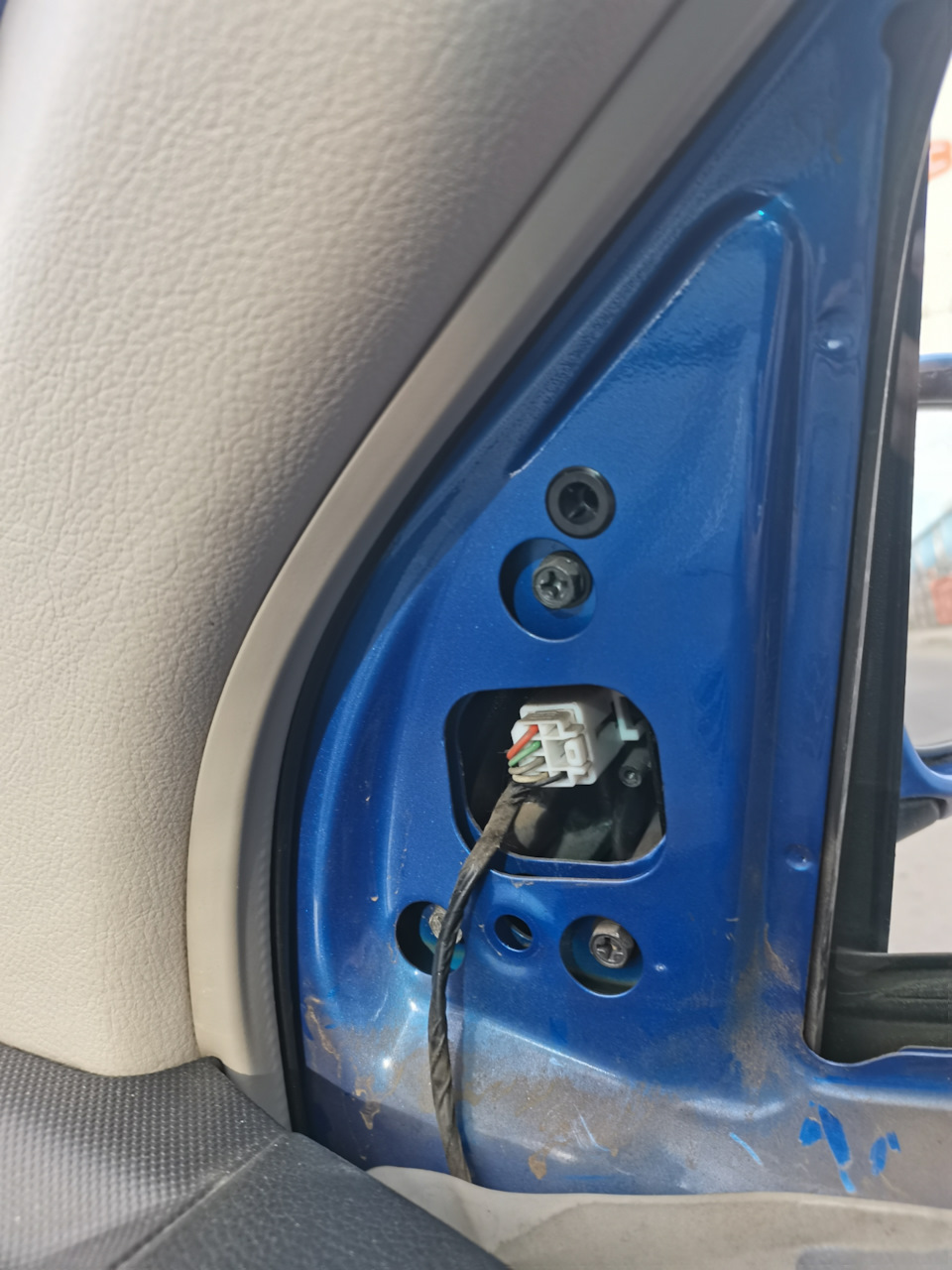 Пасаны, у кого есть артикул клипс?! — Chevrolet Aveo 5-door (1G), 1,2 л ...