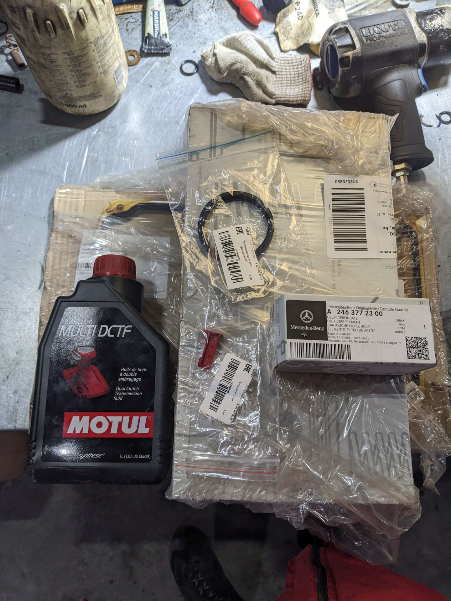 Замена масла в роботе Mercedes-Benz Cla C117 Getrag 7g-dct в СПб ...