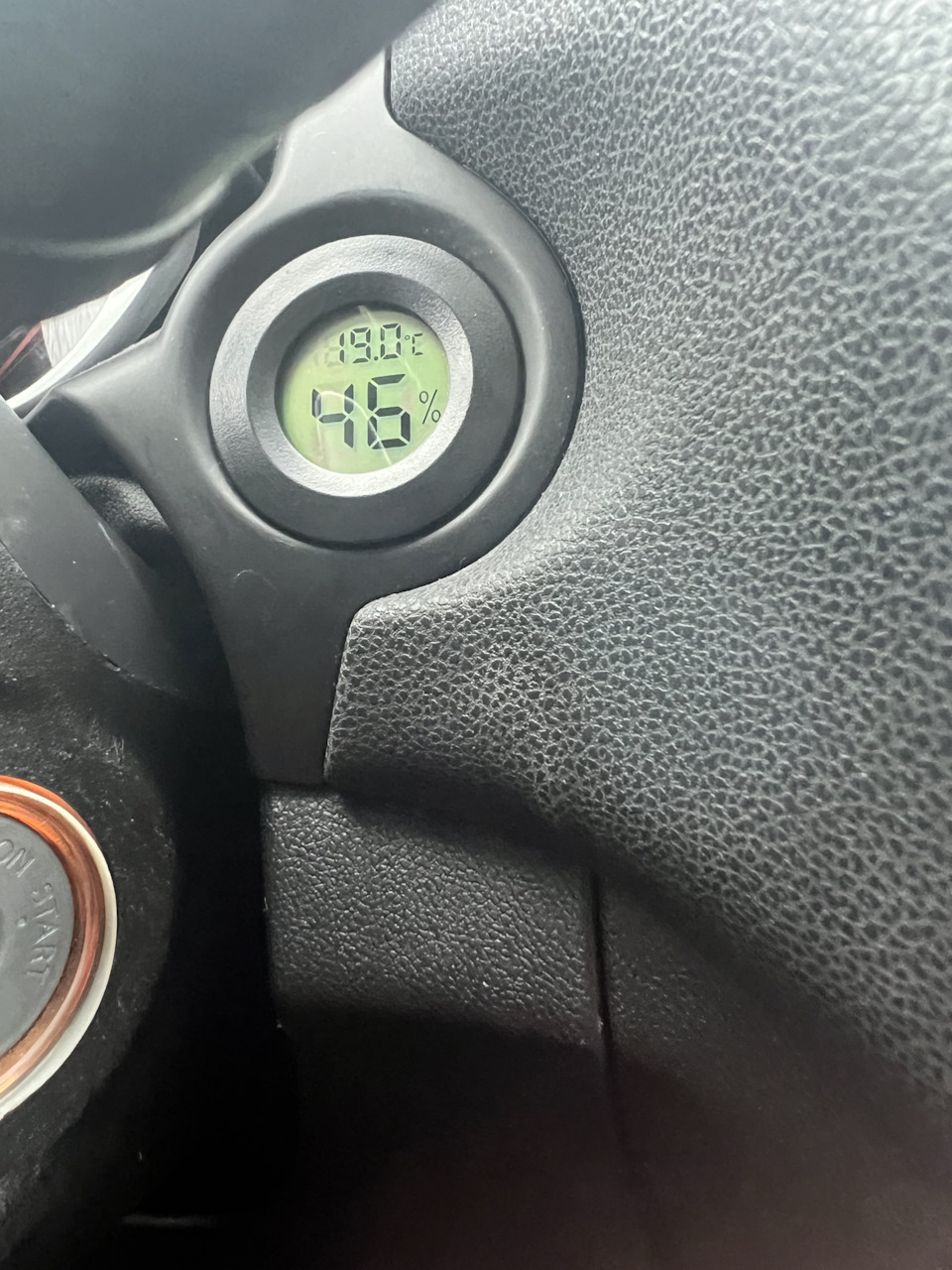 Термометр в место заглушки Стоп Старт — Mitsubishi ASX, 1,8 л, 2012 ...