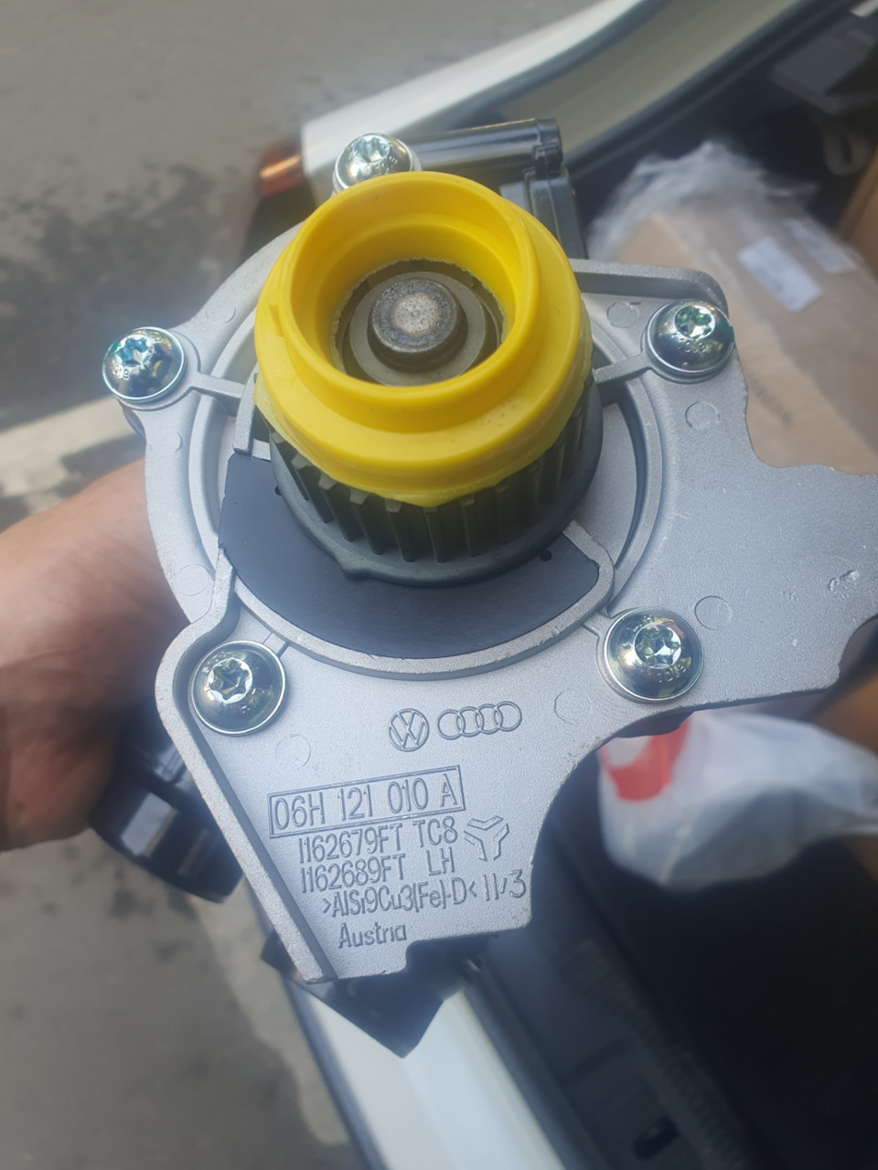 06H121010A Корпус термостата VAG | Запчасти на DRIVE2