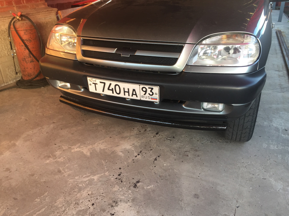 Труба под бампер — Chevrolet Niva, 1,7 л, 2006 года | просто так | DRIVE2