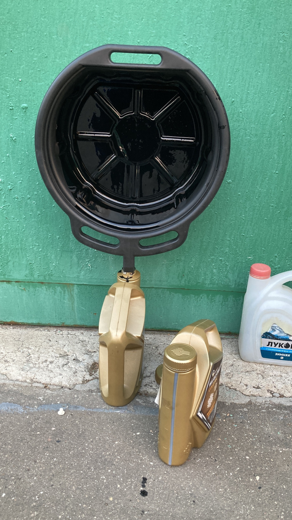 Замена моторного масла — Mitsubishi L200 (4G), 2,5 л, 2012 года ...