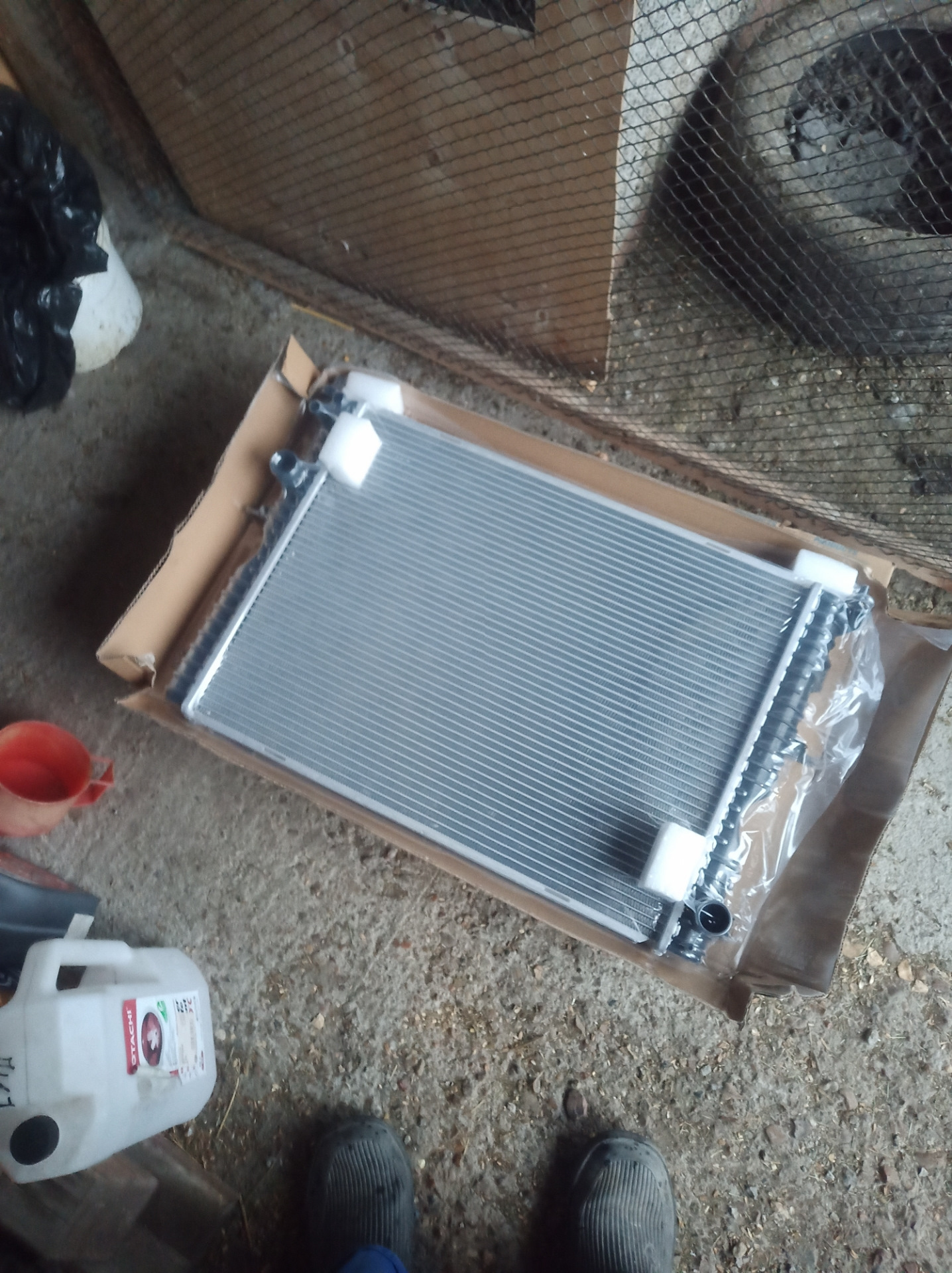 Замена радиатора охлаждения.Перегрев при нагрузках ч.1 — Land Rover ...