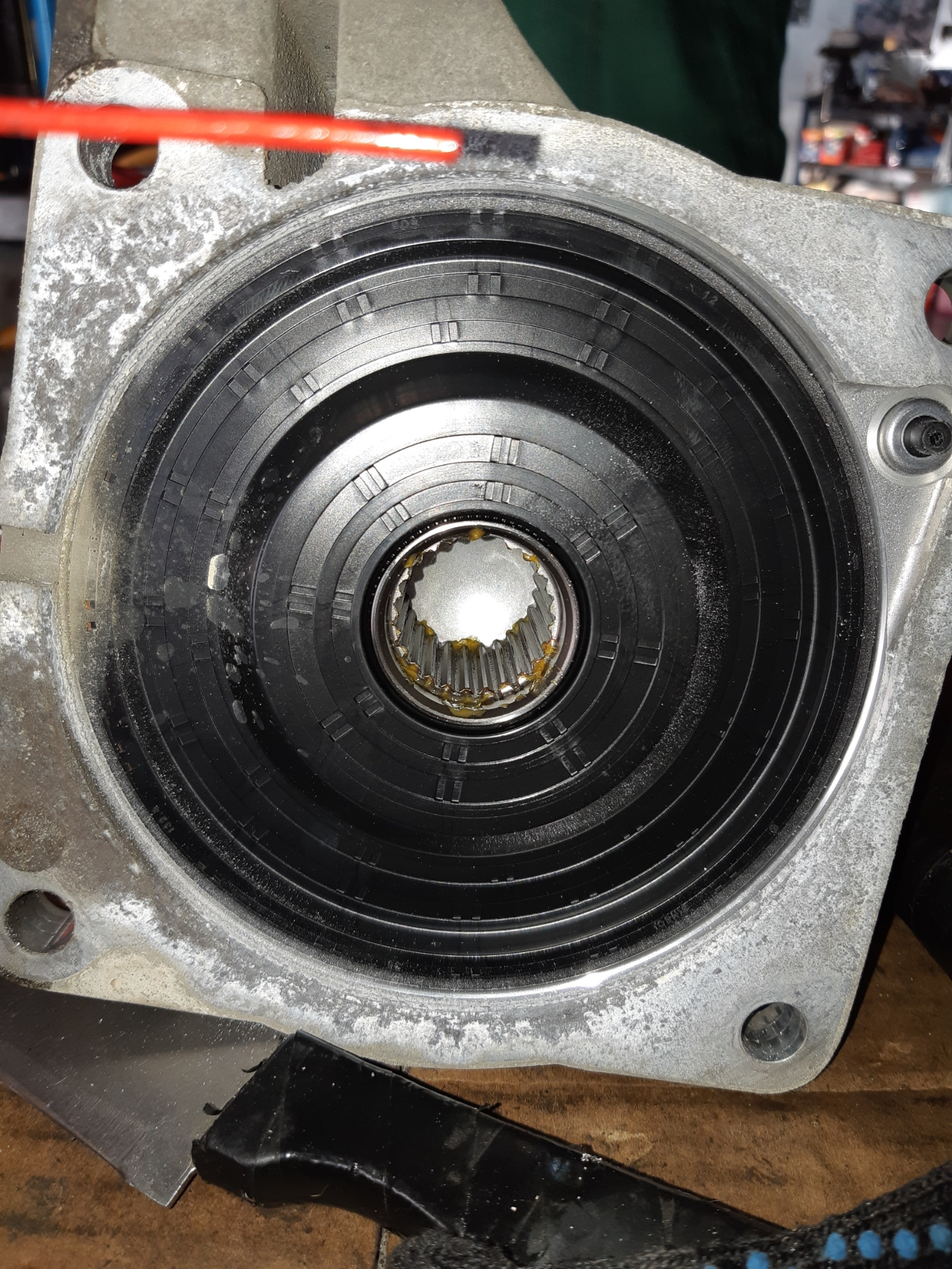 Замена масла в муфте ПП. — KIA Sportage (4G), 2 л, 2018 года | визит на ...