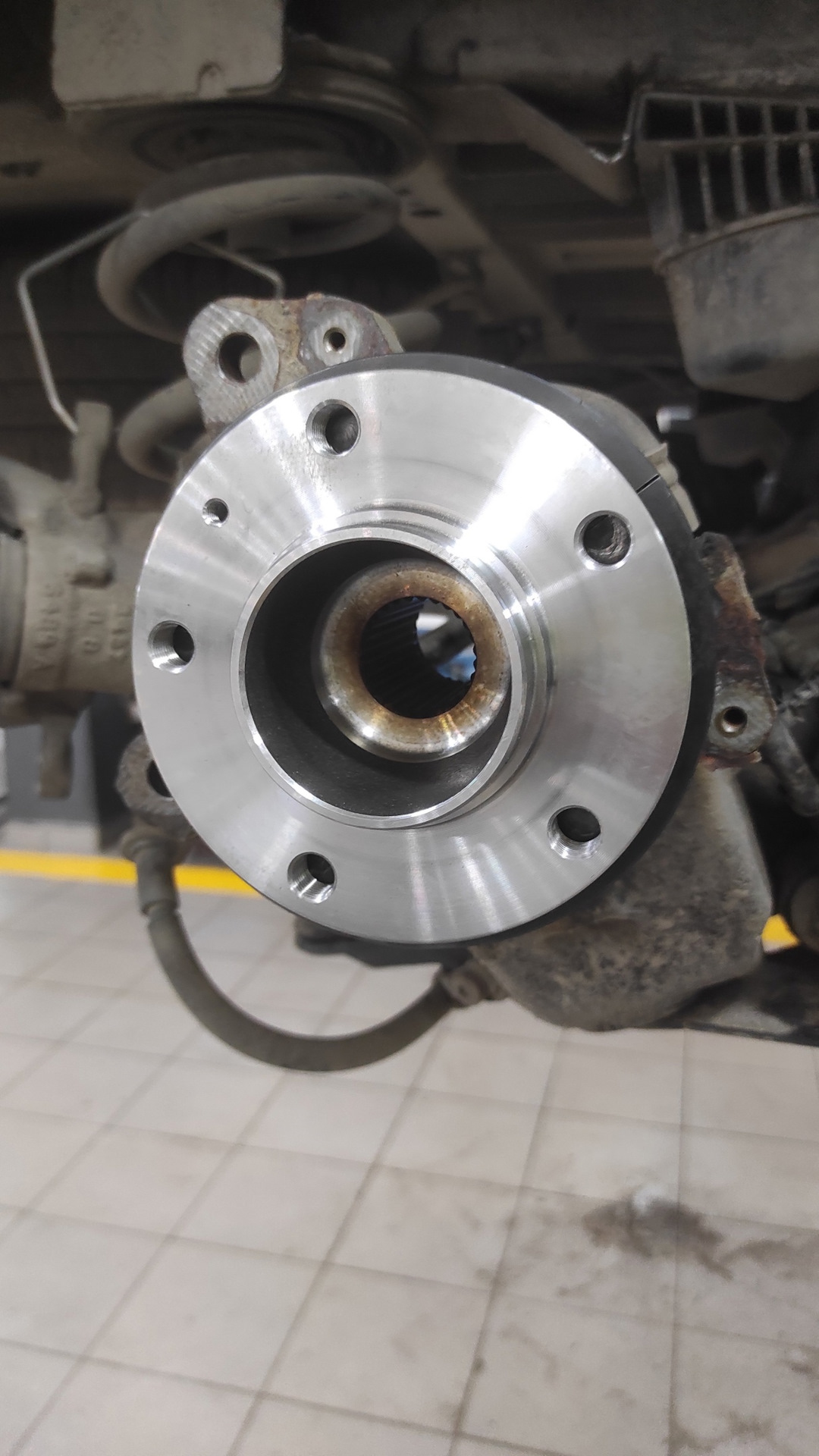 Задние ступичные — хрысь / ТО15 (150_000) — Citroen Spacetourer, 2 л ...