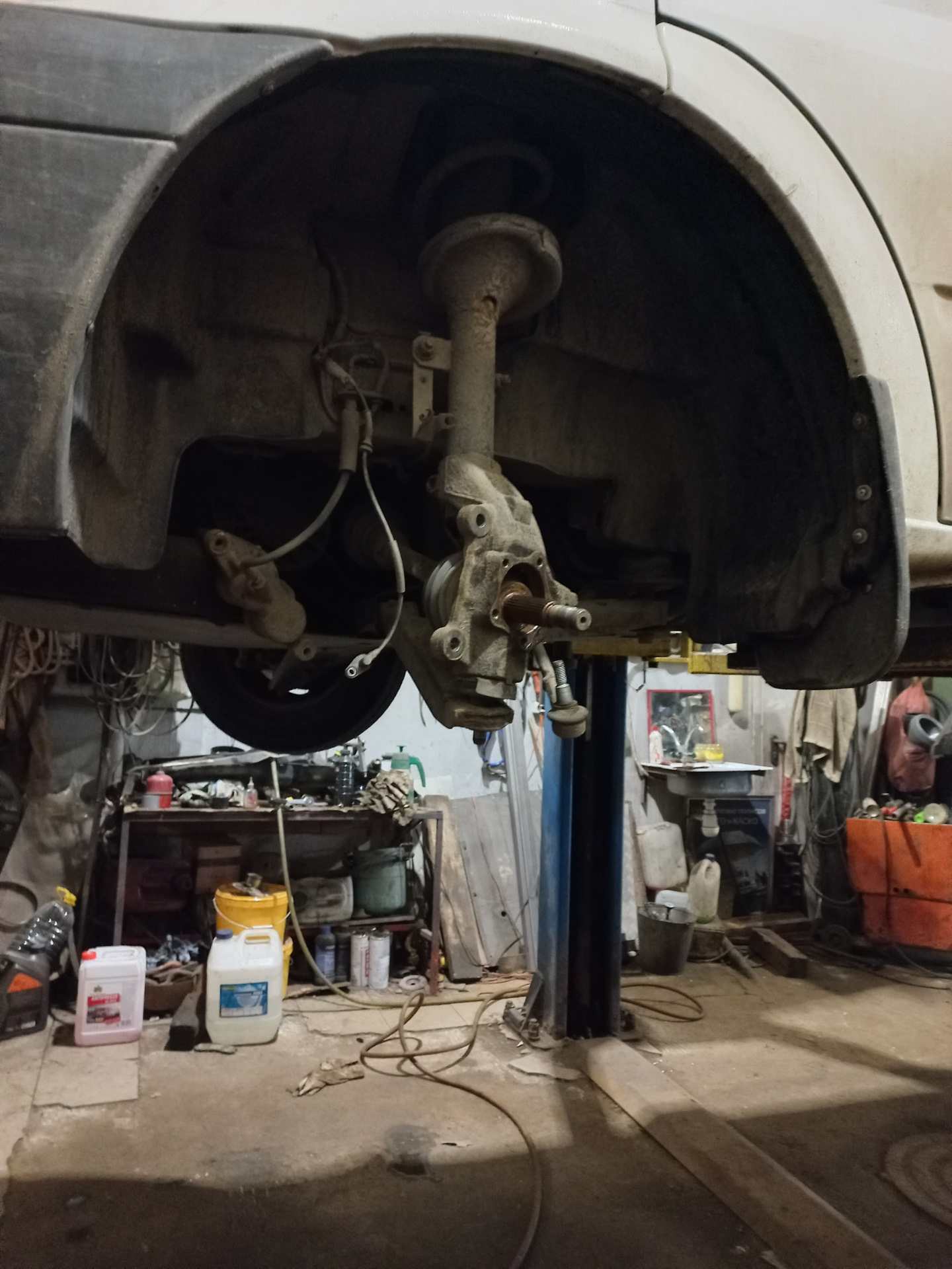 Подшипник передний левый — Ford Transit (7G), 2,2 л, 2013 года | визит ...