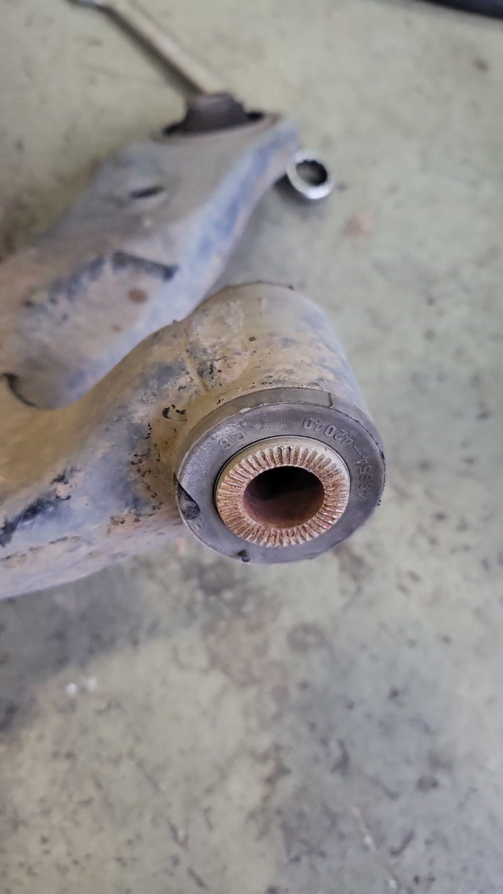 Это смех и боль — Toyota Prius (30), 1,8 л, 2010 года | визит на сервис ...