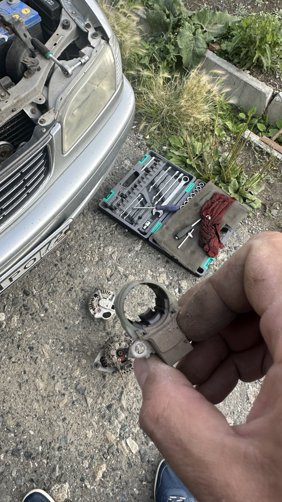 Генератор (щётки) — Toyota Corolla (110), 1,5 л, 1998 года | своими ...