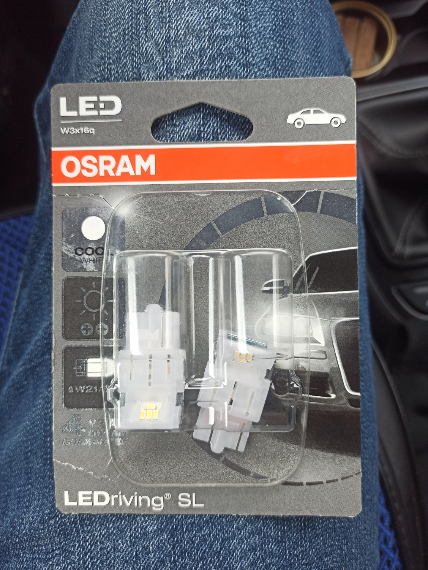 Замена тормозных колодок — BMW 1 series (F20), 1,5 л, 2018 года ...