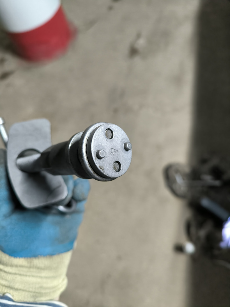 Tugella — задние тормозные диски и колодки Monaer — Geely Tugella, 2 л ...