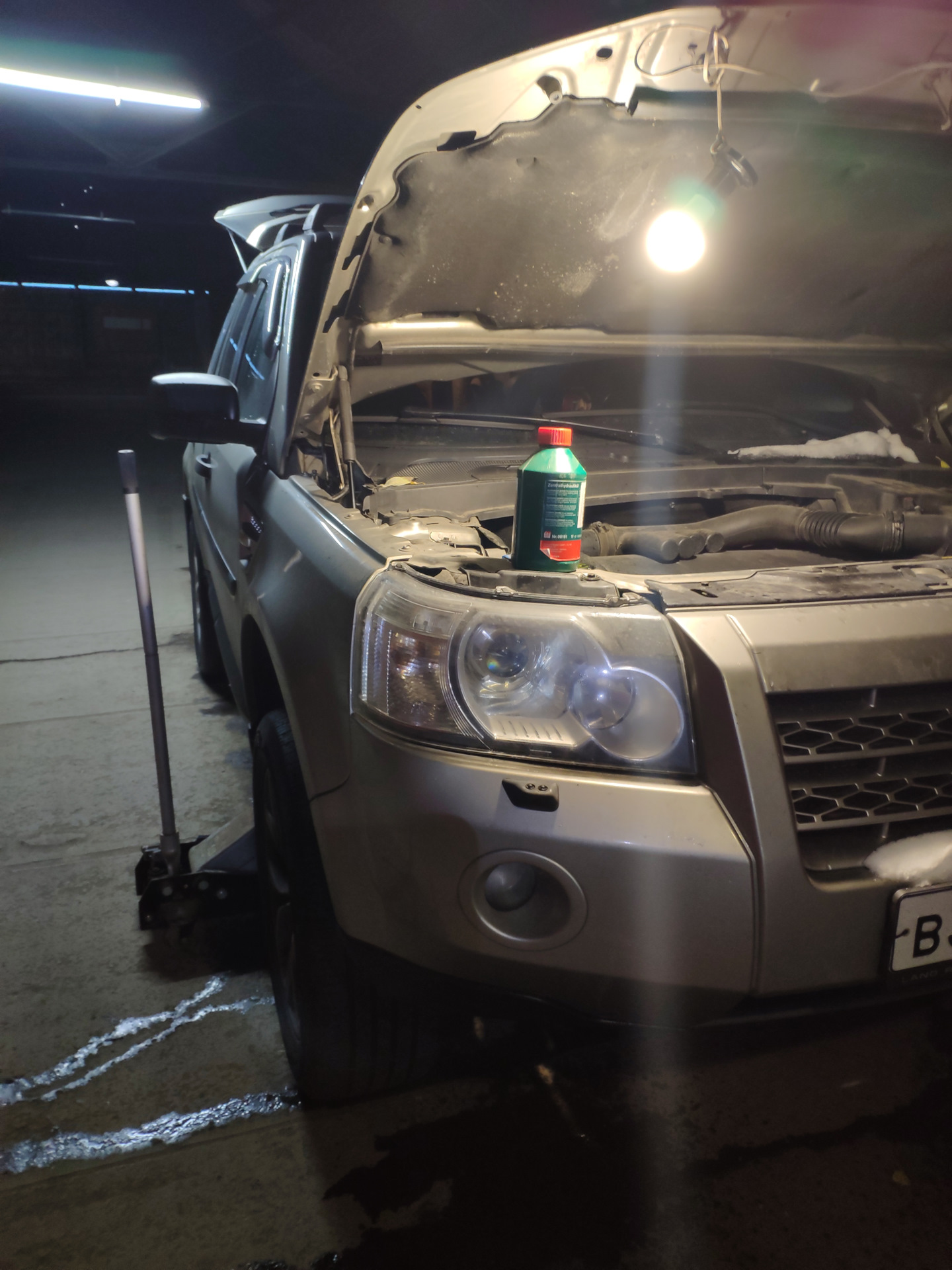 Замена жидкости ГУР — Land Rover Freelander 2 (L359), 2,2 л, 2010 года ...