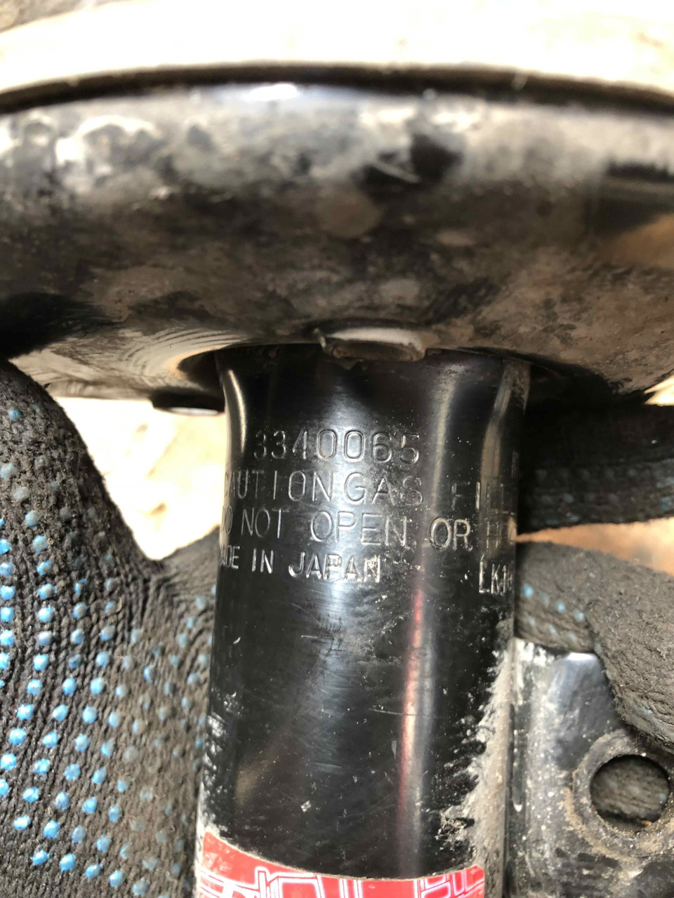 3340065 Амортизатор передний правый. Серия Excel-G KYB | Запчасти на DRIVE2