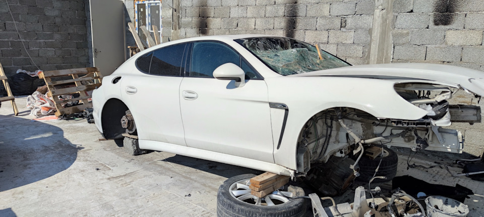 #porsche_696_: отзывы, цены, фото