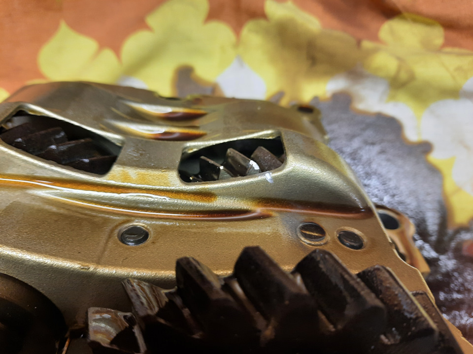 Бряканье балансирных валов — устранено. Замена масла1.11.21.Переобувка ...