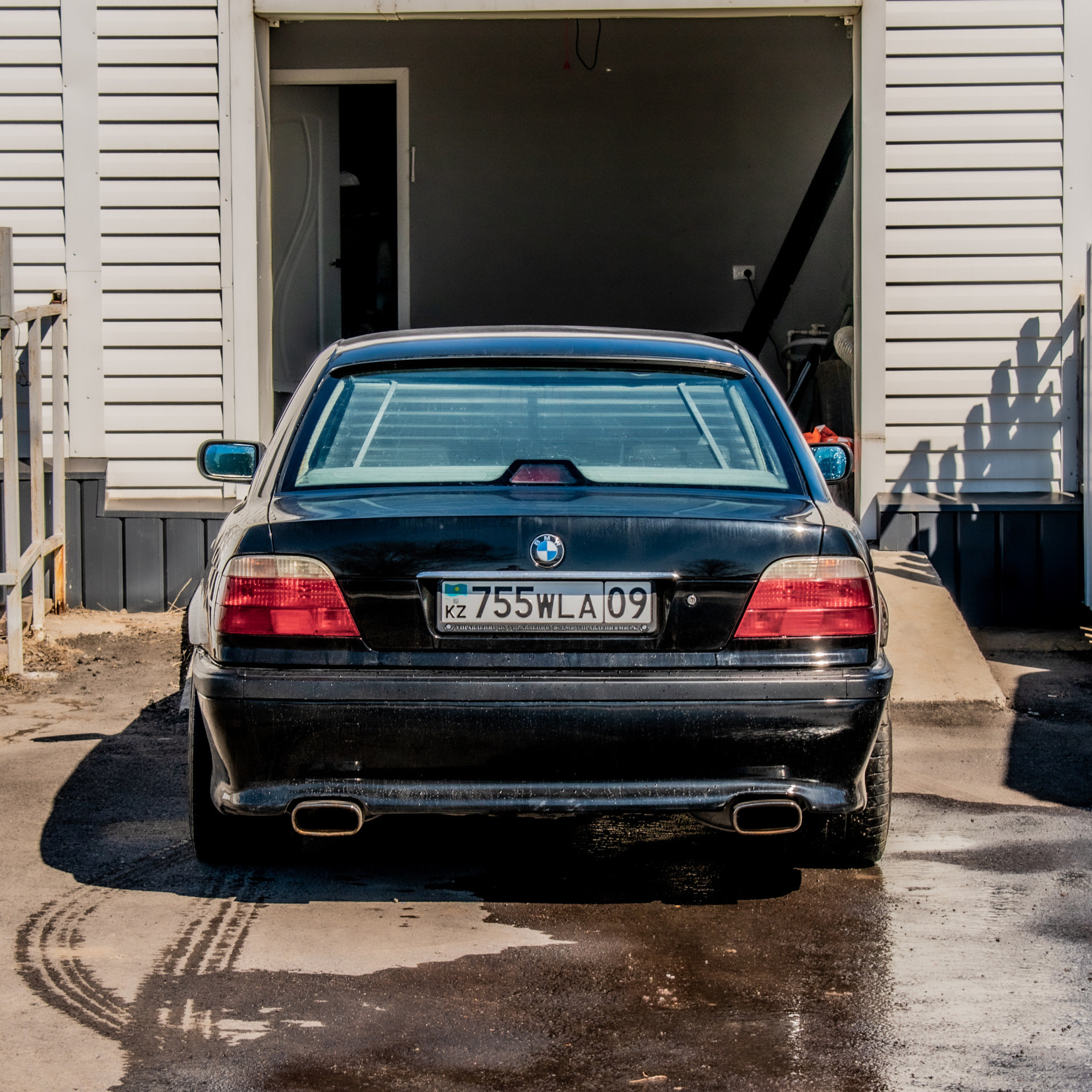 Весенние фоточки, 19" hamann pg-2 — BMW 7 series (E38), 4,4 л, 1996 ...