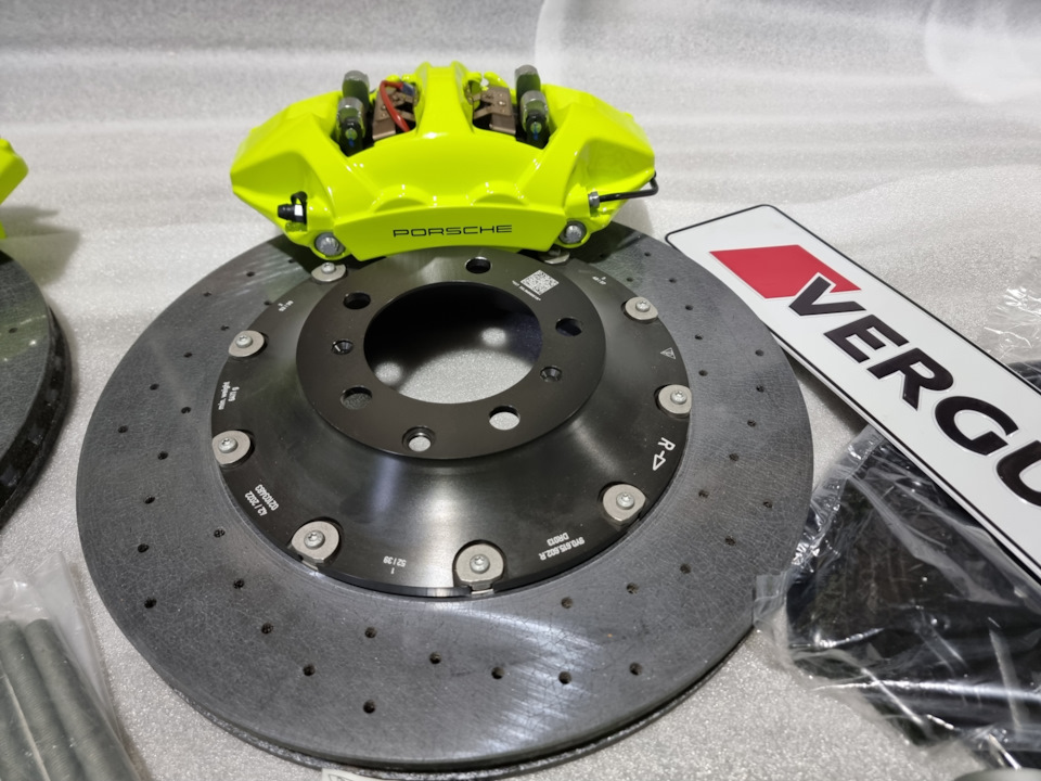 Комплект керамических тормозов для Porsche Cayenne Coype — VergusVAG на ...