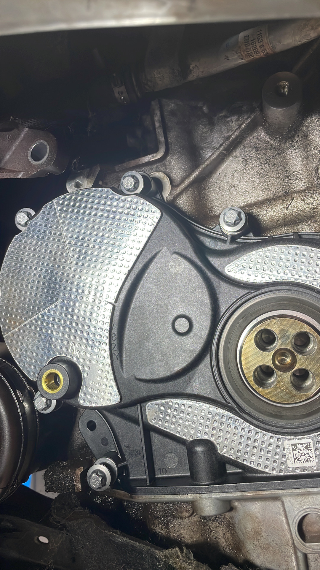 Крышки ГРМ разные — BMW 2 series Gran Tourer (F46), 1,5 л, 2018 года ...