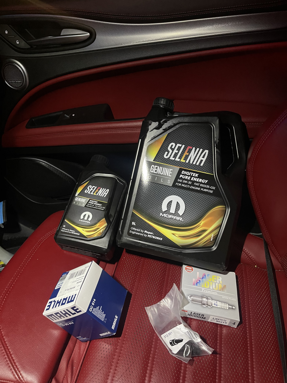 ТО и замена свечей с передними колодками — Alfa Romeo Stelvio, 2 л ...