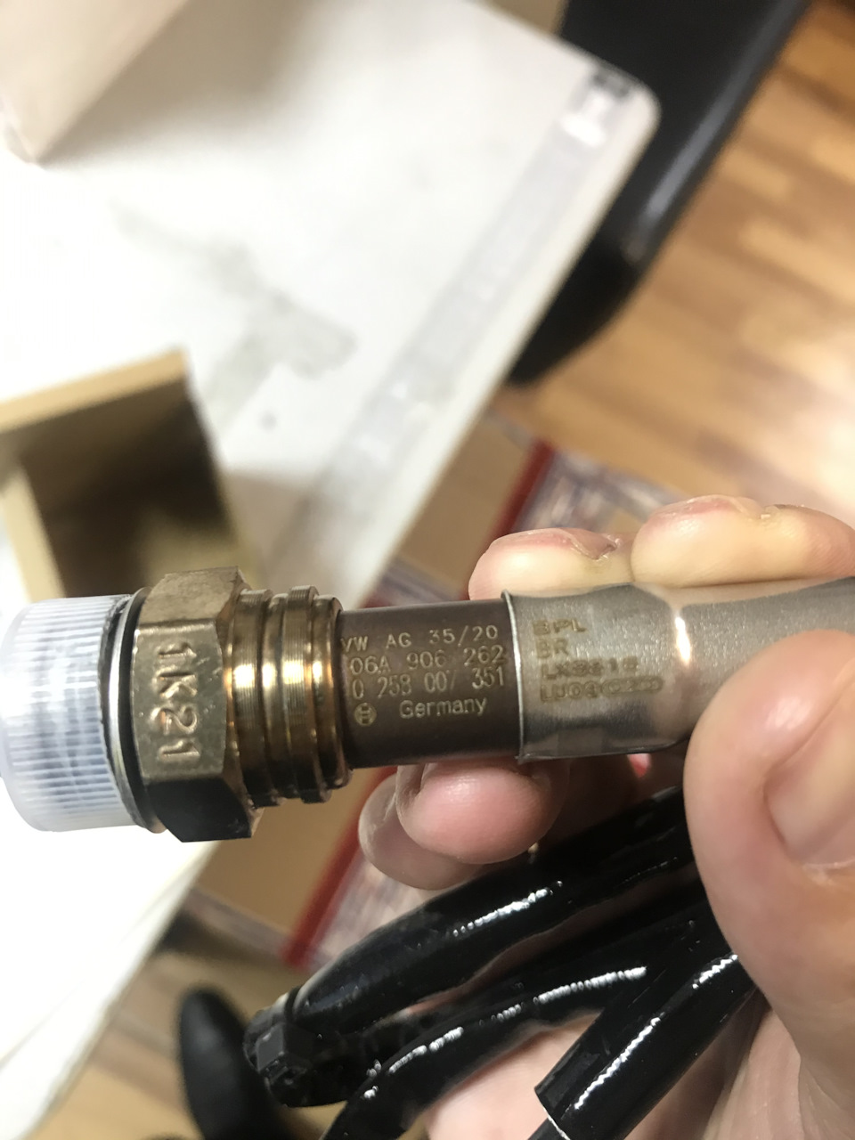 258007351 Б/у Лямбда-зонд VAG | Запчасти на DRIVE2